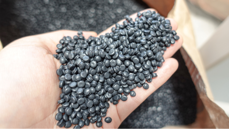 Hard Plastic Regrind Waste Recycling Machine | POLYSTAR